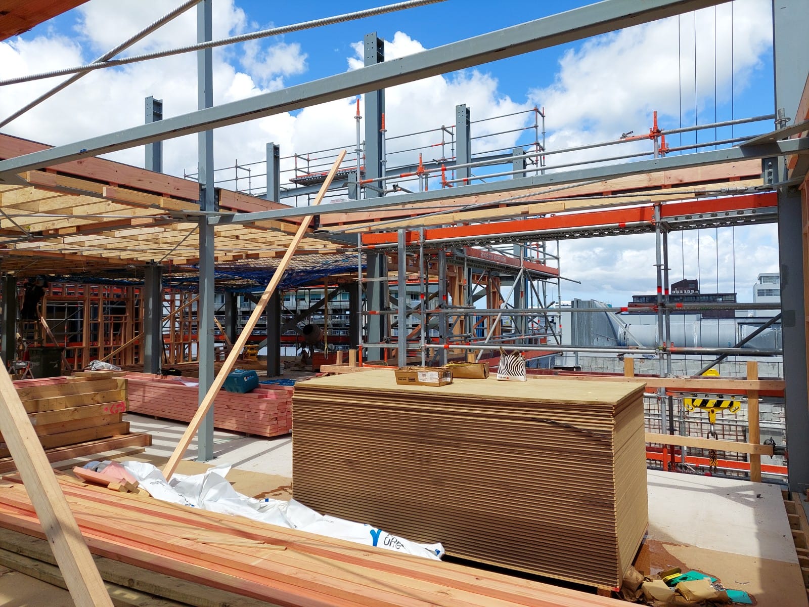 How much are delays costing my building site?